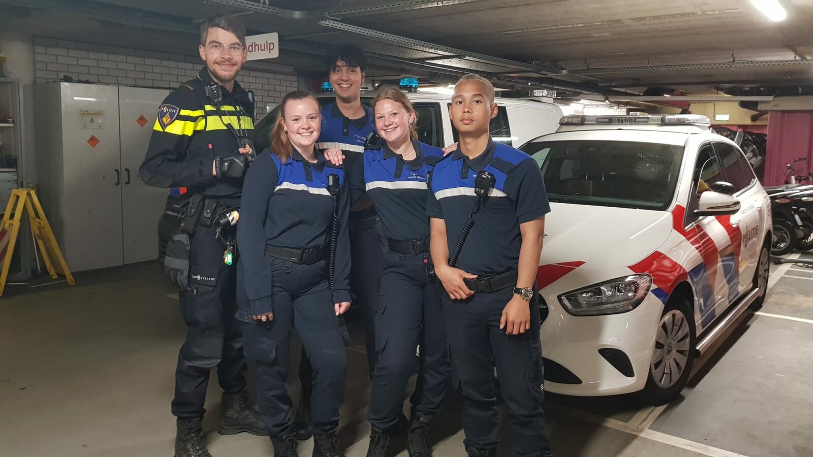 Students of Order & Safety support police in burglary prevention ...